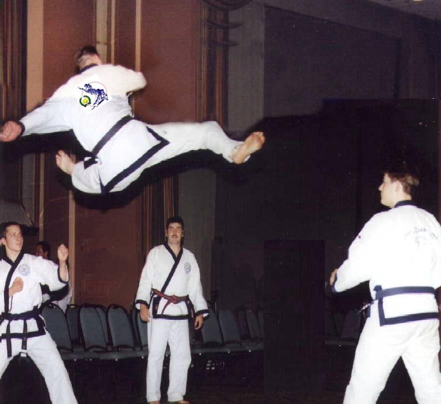 Teik Mullin Jump Split Kick